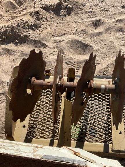 Land Pride Straw Crimper - J&J Auctioneers LLC