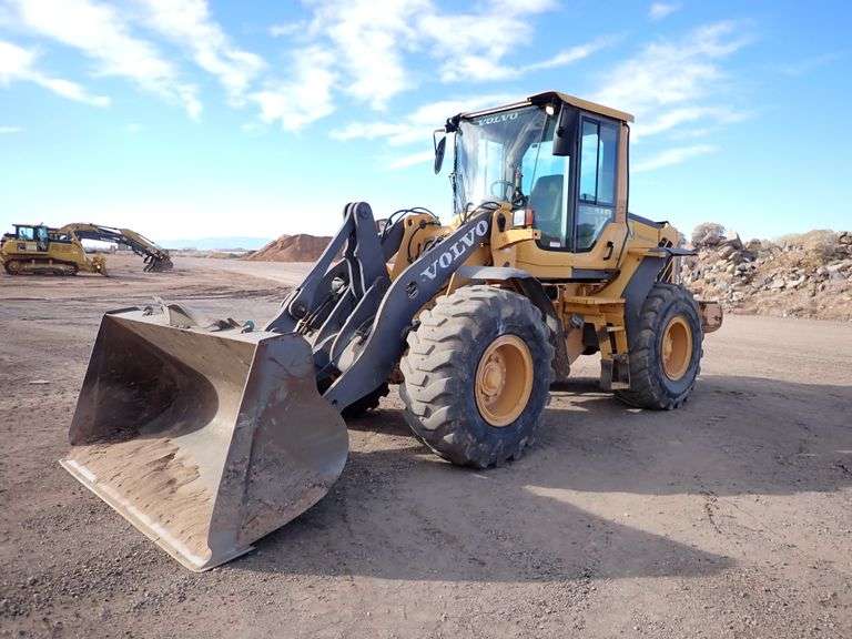 2010 Volvo L60F Wheel Loader - J&J Auctioneers LLC