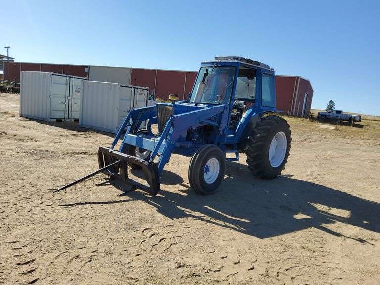 1981 FORD 4600 Diesel Tractor - J&J Auctioneers LLC