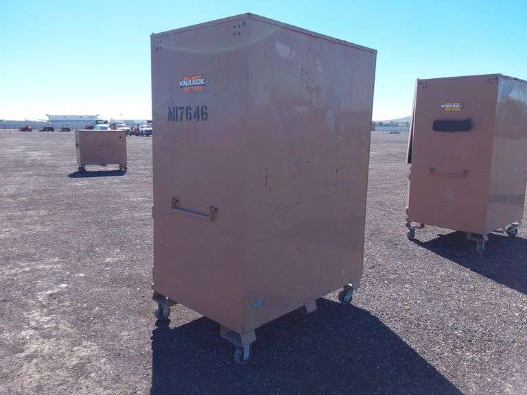 KNAACK 119-2 Print Shack - J&J Auctioneers LLC