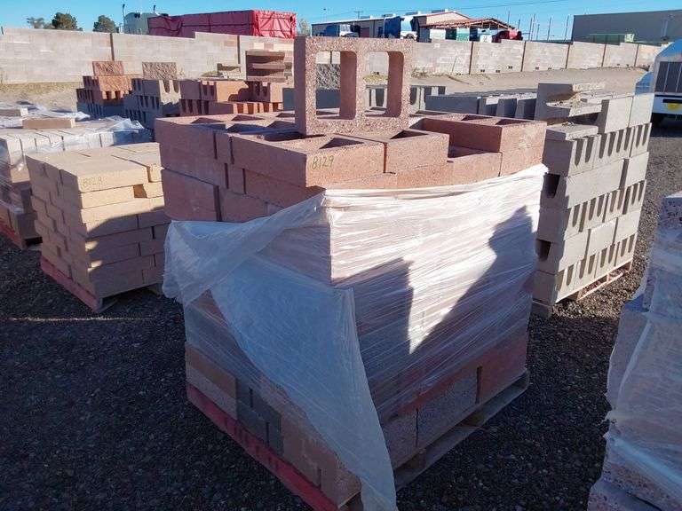 Pallet CMU Blocks - J&J Auctioneers LLC