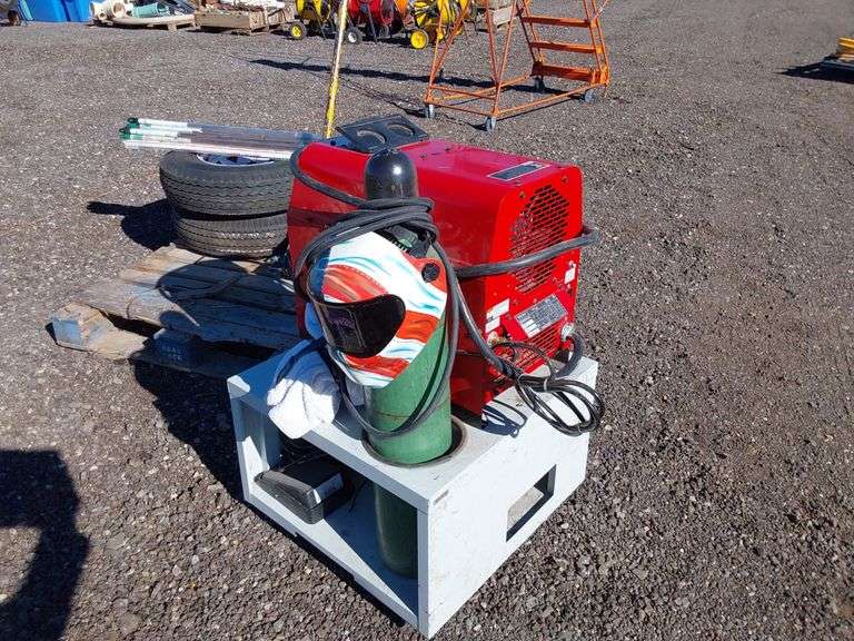 Lincoln Precision 225 Tig Welder - J&J Auctioneers LLC