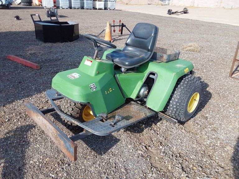 John Deere A1200 3 Wheeler Turf Rake - J&J Auctioneers LLC