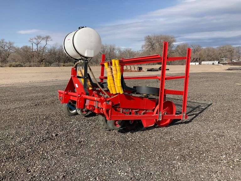 2018 Checchi & Magli TRIUM 12 3pt Transplanter - J&J Auctioneers LLC