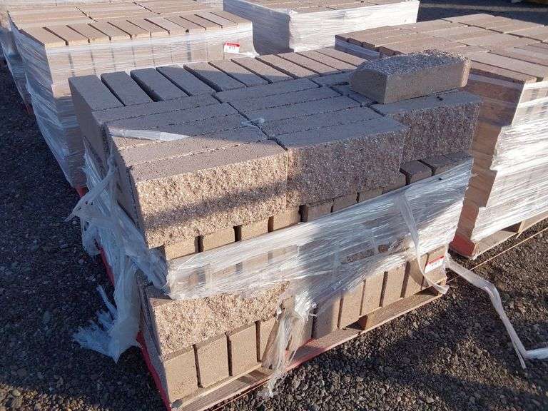 Pallet 4816 Solid Cap Blocks - J&J Auctioneers LLC