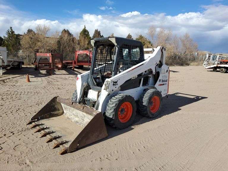 2014 Bobcat S-530 Skid Steer Loader - J&J Auctioneers LLC
