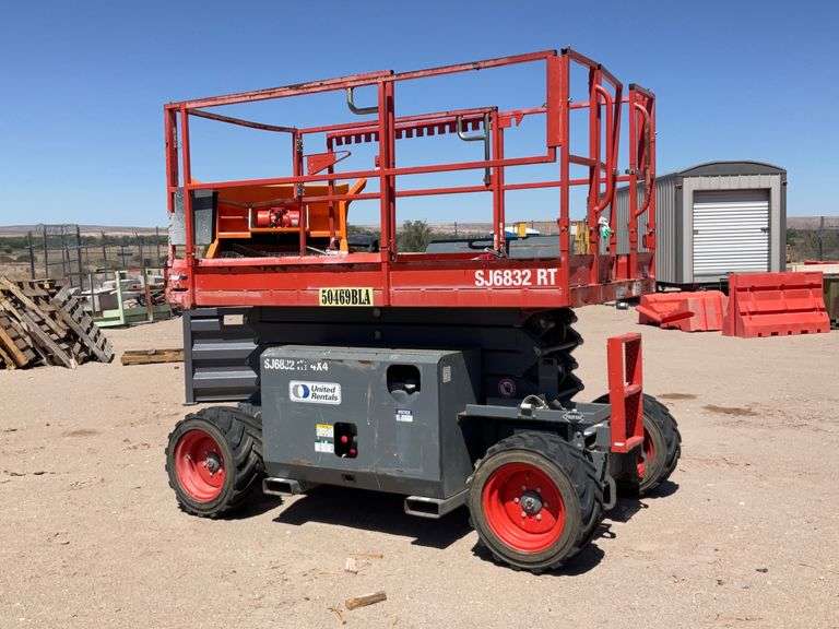 2017 Skyjack 6832RT 4x4 Rough Terrain Scissor Lift - J&J Auctioneers LLC