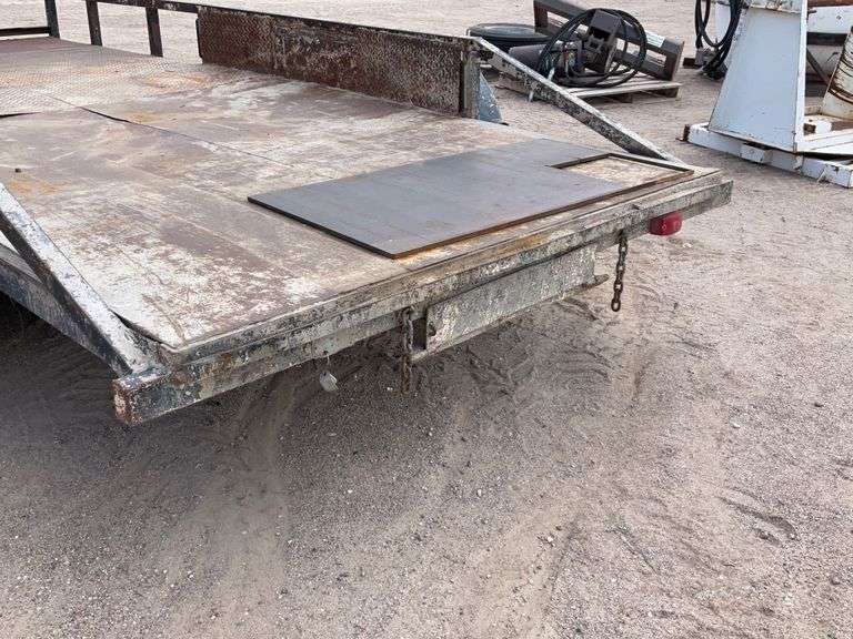 1999 16ft HMDE Utility Trailer - J&J Auctioneers LLC