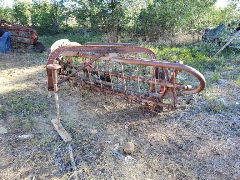 Ferguson D E0 20 3pt Hay Rake Maxwell N M Jandj Auctioneers Llc