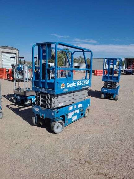 Genie GS1930 Electric Scissor Lift - Albuquerque N.M. - J&J Auctioneers LLC