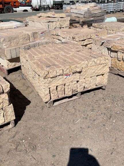 Pallet of Patio Stone – Albuquerque NM - J&J Auctioneers LLC
