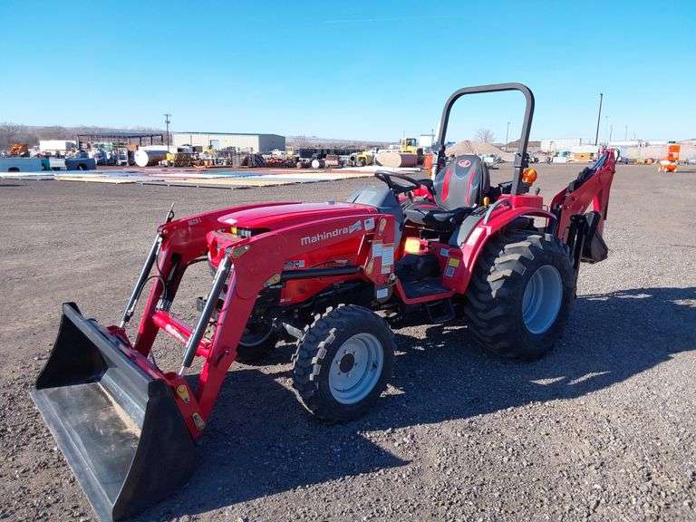 2018 Mahindra 1626 4x4 Diesel Tractor - Albuquerque NM - J&J ...