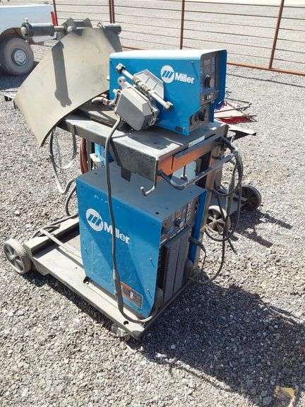 Inoperable Miller Pipe Pro 450 RFC Welder - J&J Auctioneers LLC
