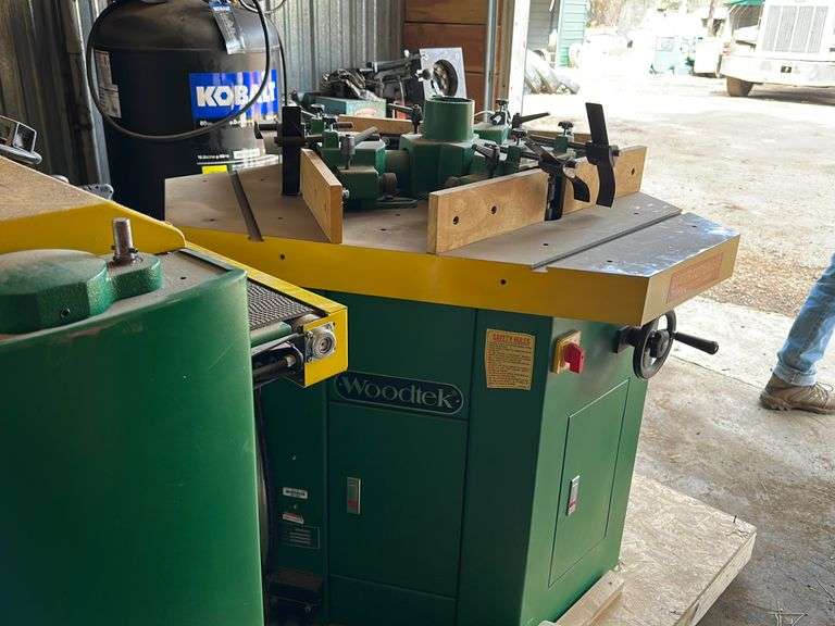 2005 Woodtek 832280 Jointer - J&J Auctioneers LLC