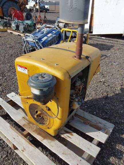 Inoperable Wisconsin TJD gas engine - J&J Auctioneers LLC