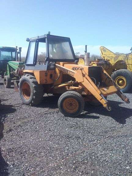 Inoperable Case 480 Backhoe Loader - J&J Auctioneers LLC