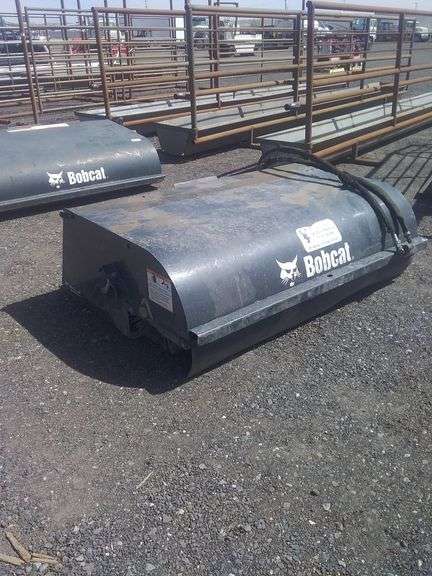 72in Bobcat Box Broom - J&J Auctioneers LLC