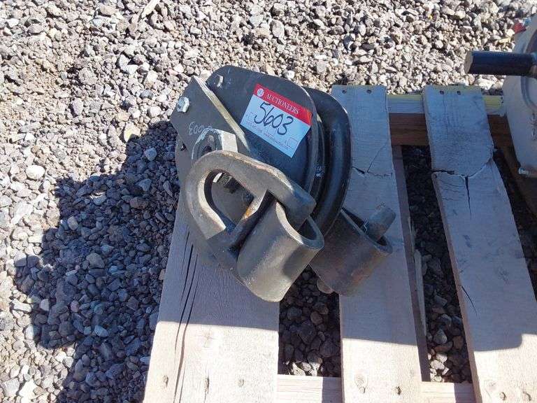 Large Snatch Block - J&J Auctioneers LLC
