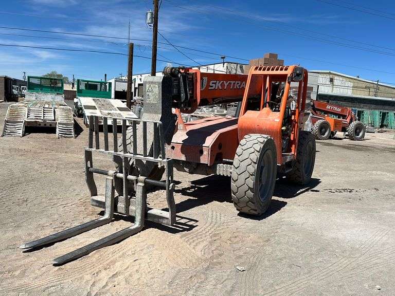 2018 JLG 6036 Skytrak Telescopic Forklift - J&J Auctioneers LLC