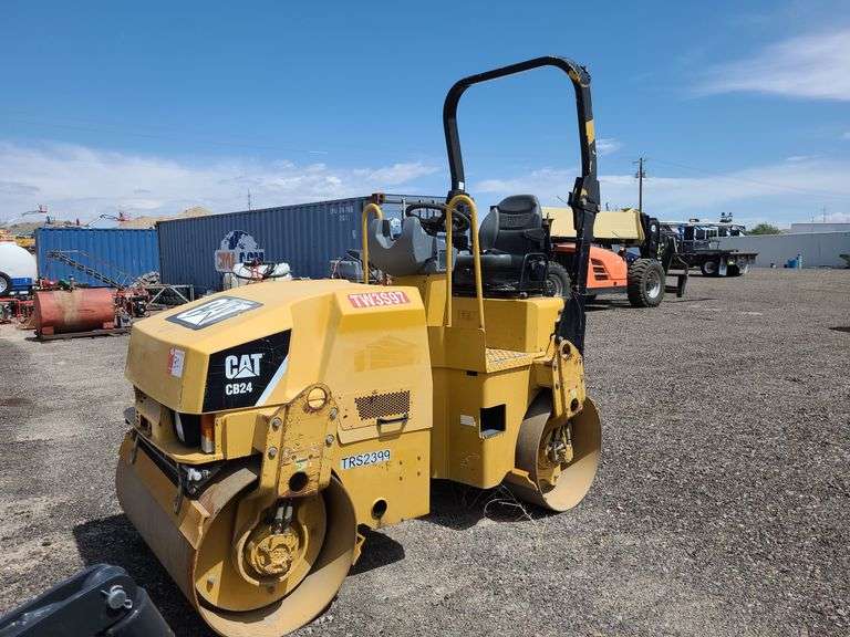 2011 Cat CB24 Vibratory Tandem Drum Roller - J&J Auctioneers LLC