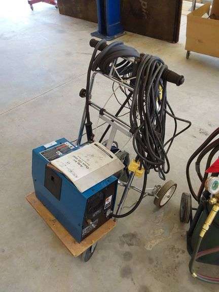 MillerAuto ARC Quick Cut 4500 Plasma Cutter - J&J Auctioneers LLC