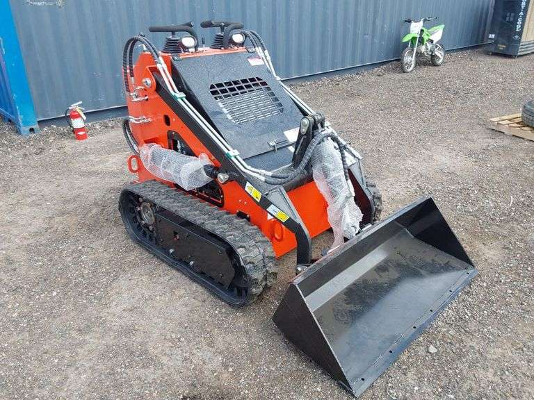 2023 Agrotk LBT23 Mini Track Loader - J&J Auctioneers LLC