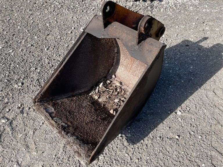 21" Bucket Attachment - JJ Merchant LLC
