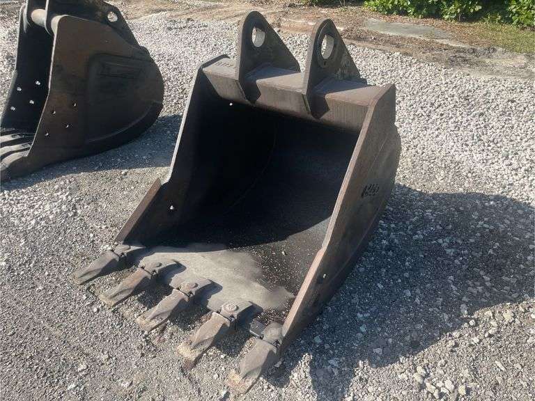 EACO Bucket Attachment - JJ Merchant