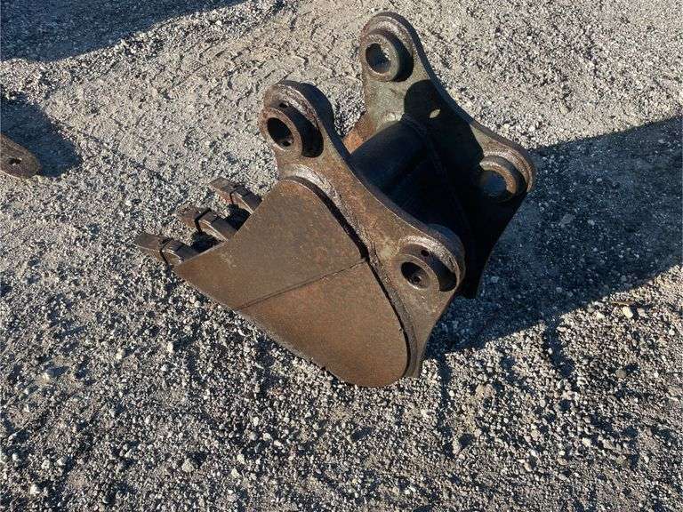 9 1/2" TAG Bucket Attachment - JJ Merchant