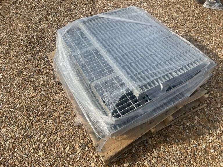 (20) Galvanized Serrated Stair Tread - JJ Merchant LLC