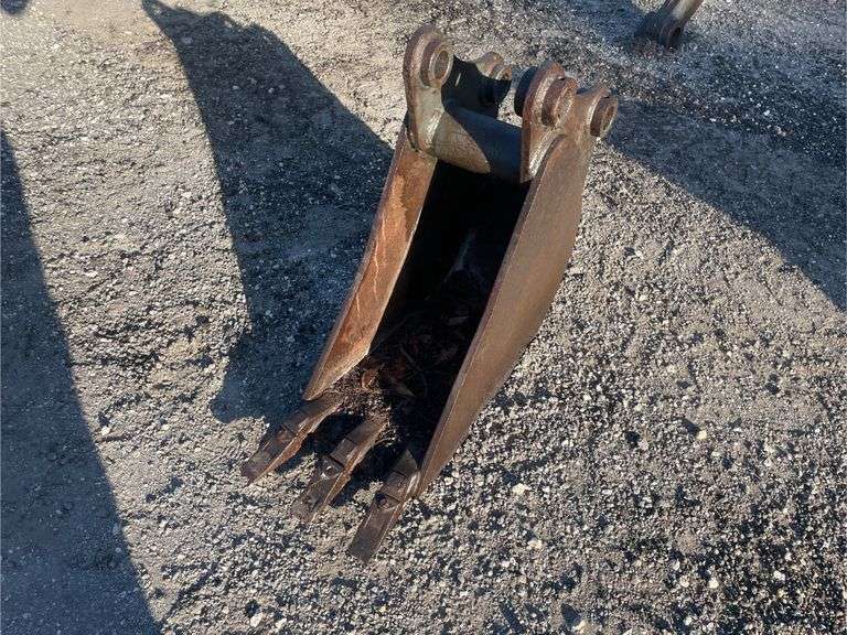 9 1/2" TAG Bucket Attachment - JJ Merchant
