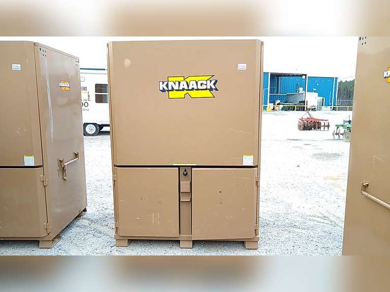 KNAACK MASTER STORAGE CHEST - Jeff Martin Auctioneers, Inc.