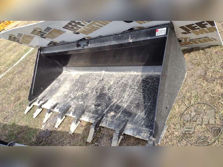 TOOTH BUCKET 80 INCHES - Jeff Martin Auctioneers, Inc.