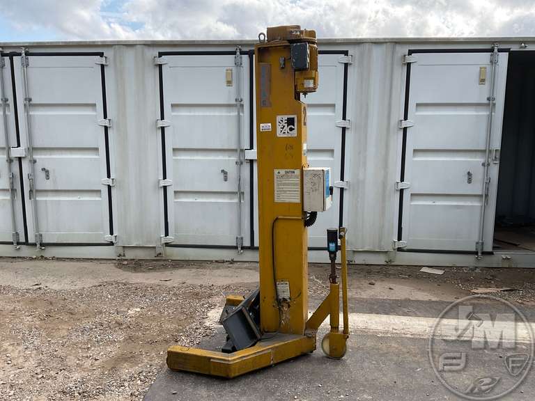 SEFAC 1200M65 COMMERCIAL TRUCK LIFT - Jeff Martin Auctioneers, Inc.