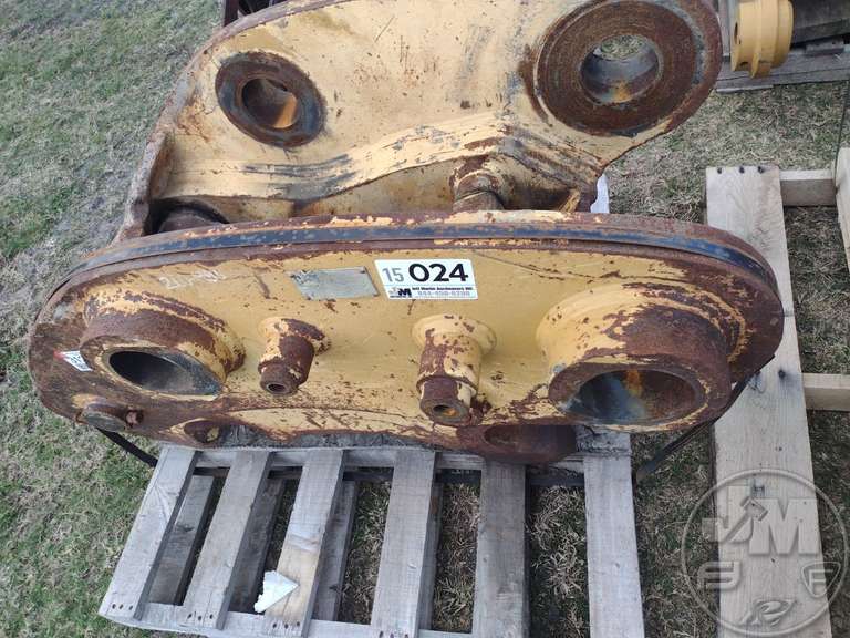 CATERPILLAR QUICK COUPLER - Jeff Martin Auctioneers, Inc.
