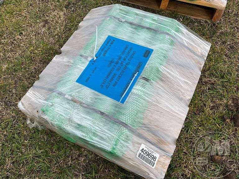 UNUSED QTY (4) TERAN BUCKET PIN 90MM X 650MM FRONT - Jeff Martin ...