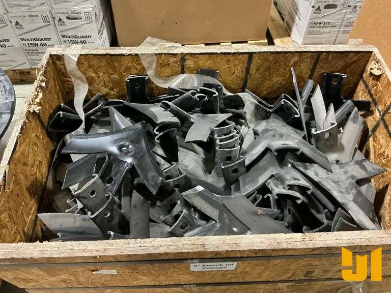 1 BOX OF 9” KNOCK ON SWEEPS - Jeff Martin Auctioneers, Inc.