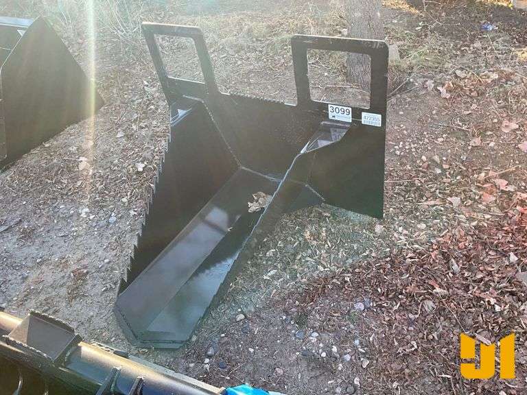 2024 KC TREE SPADE BUCKET - Jeff Martin Auctioneers, Inc.