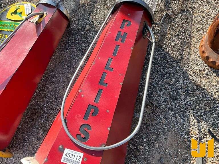 PHILLIPS METAL GAS PUMP YARD ART - Jeff Martin Auctioneers, Inc.