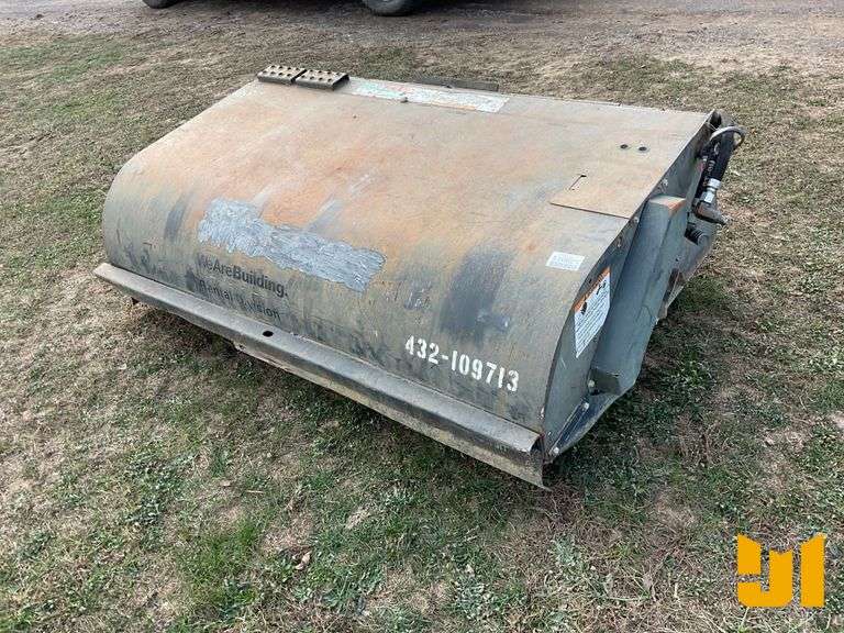 2017 BOBCAT SWEEPER BROOM SN: 783742514 72 INCHES - Jeff Martin ...