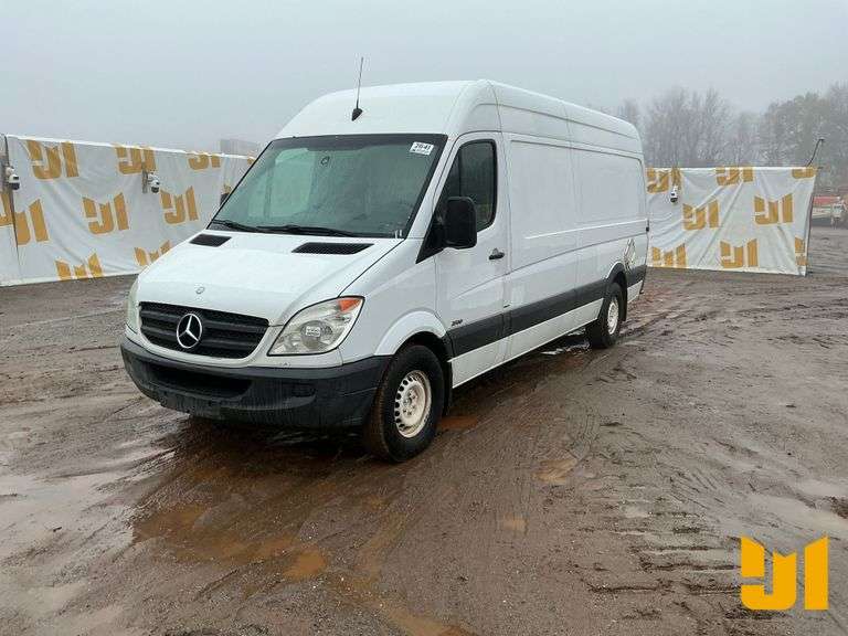 2011 MERCEDES-BENZ SPRINTER VIN: WD3PE8CB8B5587480 2WD CARGO VAN - Jeff ...