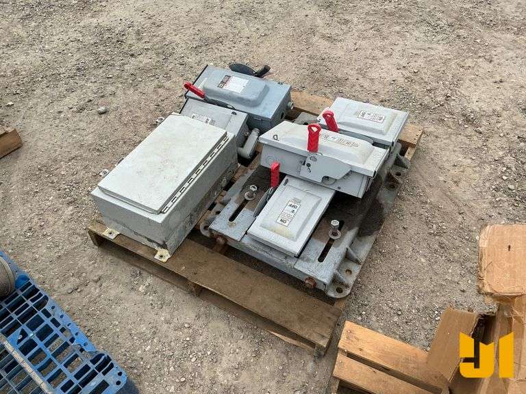 ASSORTMENT OF TRANSFORMER BOXES, ***LOCATED IN GLENCOE, MN*** - Jeff ...