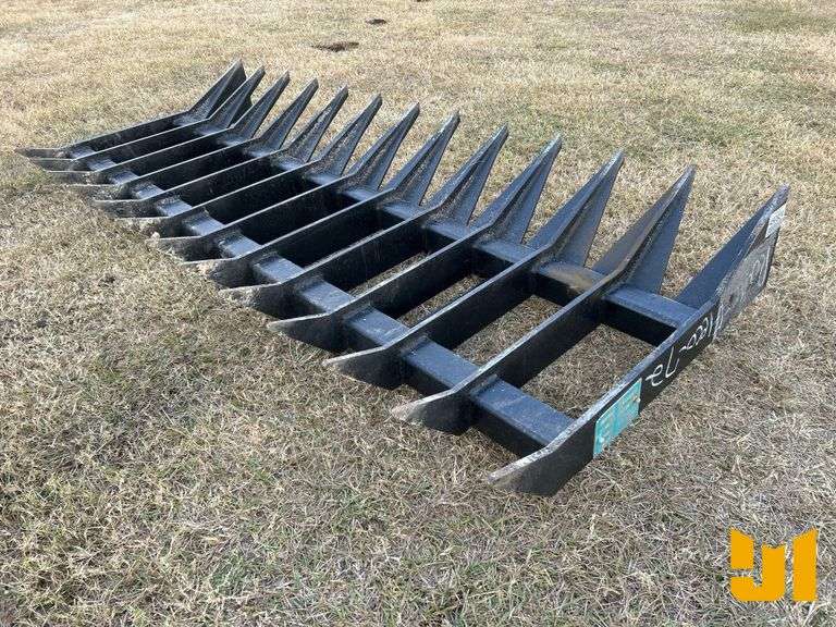 RAKE FLECO 72 INCHES - Jeff Martin Auctioneers, Inc.