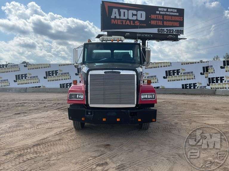 1988 FREIGHTLINER MED. CONV. VIN: 1FUWZKYB6JH405857 S TANK TRUCK - Jeff ...