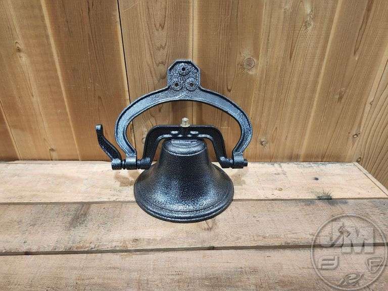 CAST IRON FREEDOM / FARM BELL - Jeff Martin Auctioneers, Inc.