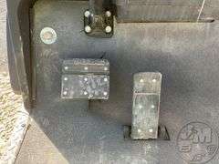 2005 EZ GO MPT 800 2292675 - Jeff Martin Auctioneers, Inc.