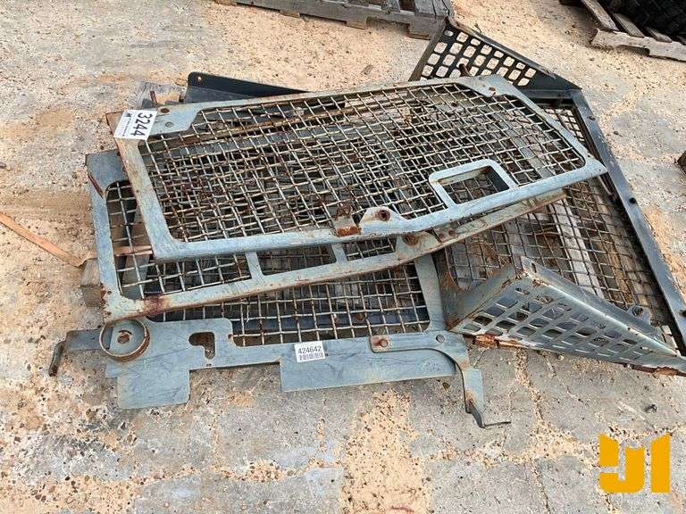 STEEL CAGES FOR A DOZER - Jeff Martin Auctioneers, Inc.