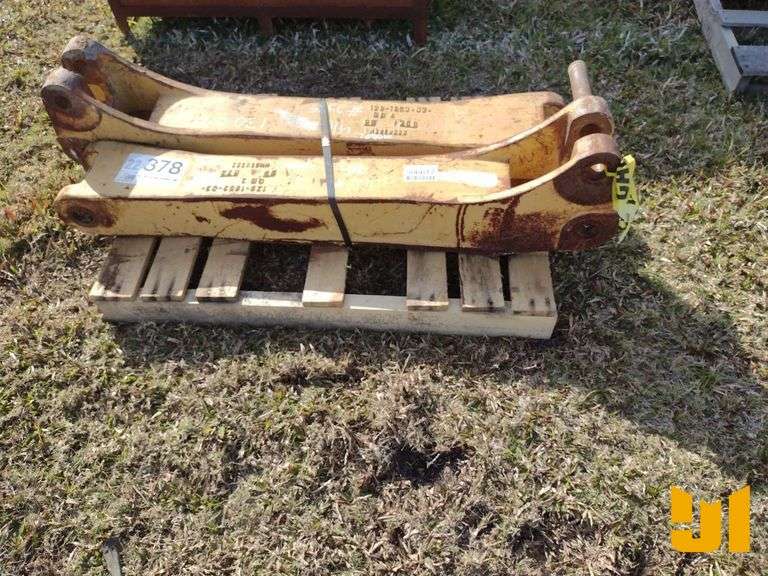 (2) BACKHOE ARMS FOR 416 - Jeff Martin Auctioneers, Inc.