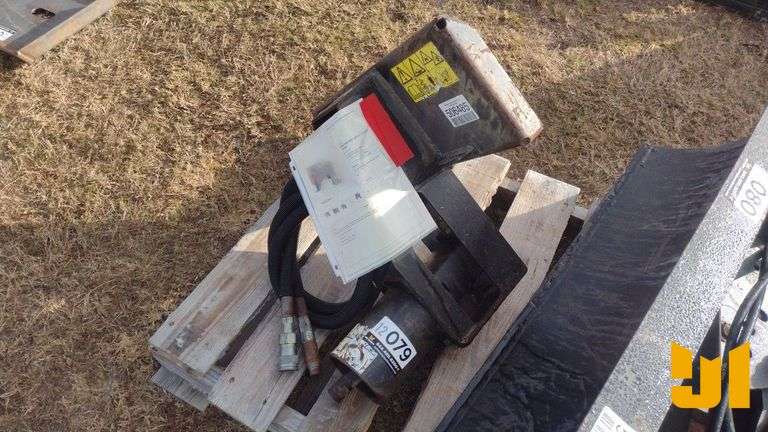 USED TORO DINGO BORE DRIVE HEAD FOR MINI SKID STEER - Jeff Martin ...