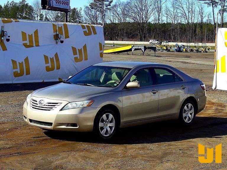 2007 TOYOTA CAMRY VIN: 4T1BE46K67U002215 2WD - Jeff Martin Auctioneers, Inc.